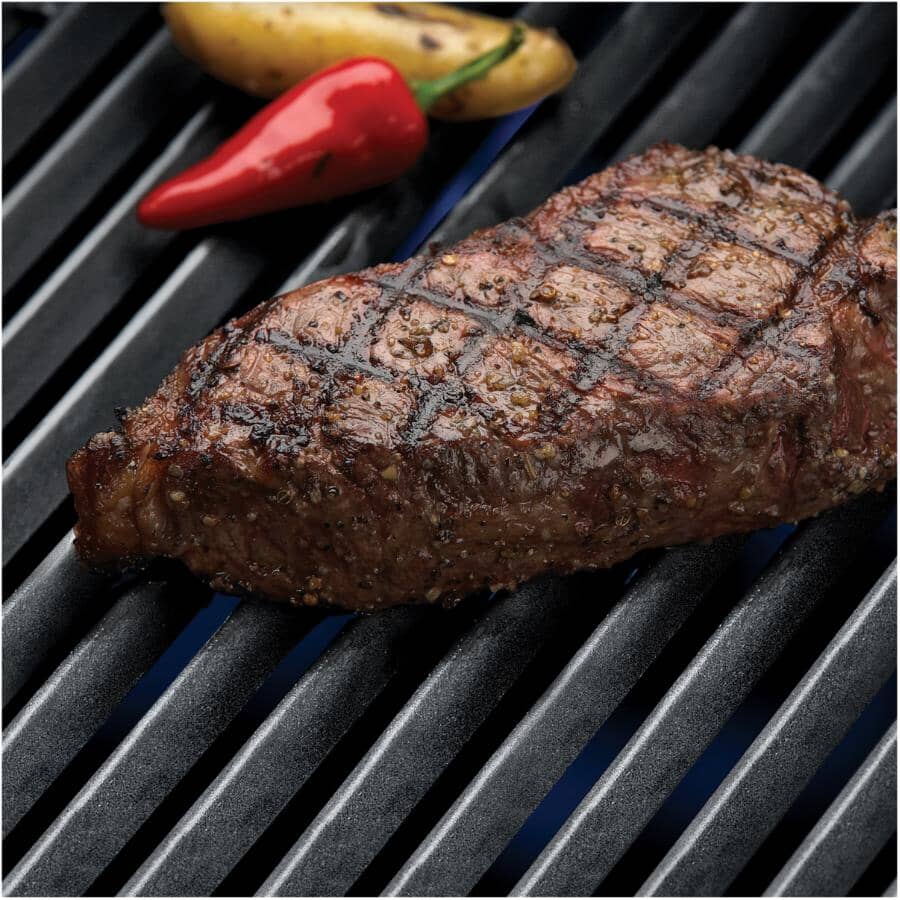 STERLING 4 Burner Propane BBQ | Home Hardware