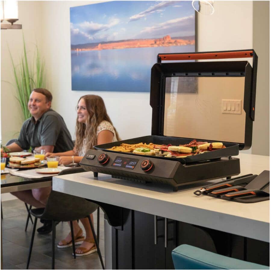 BLACKSTONE 22" Electric Tabletop Griddle | Home Hardware