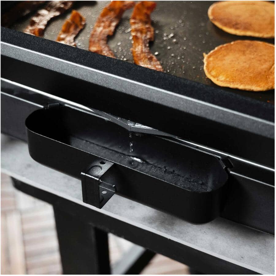 BLACKSTONE 22" Electric Tabletop Griddle | Home Hardware