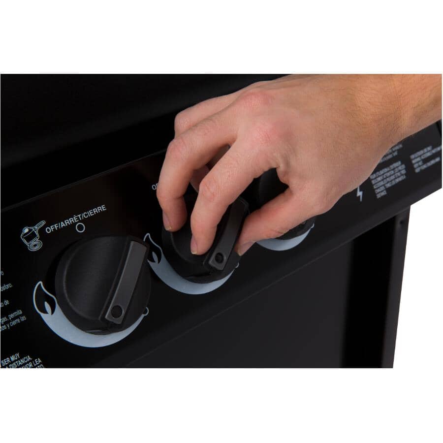 HUNTINGTON Black Propane BBQ - 3 Burner | Home Hardware