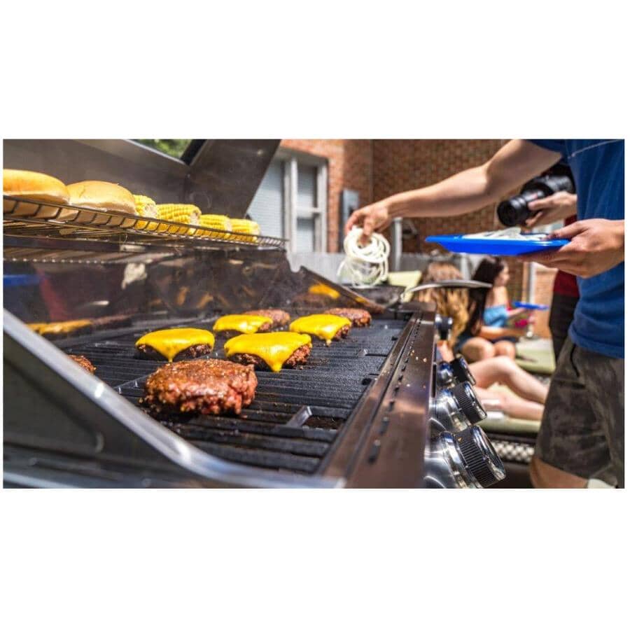 MONUMENT GRILLS Monument Small Space Patio Grill | Home Hardware