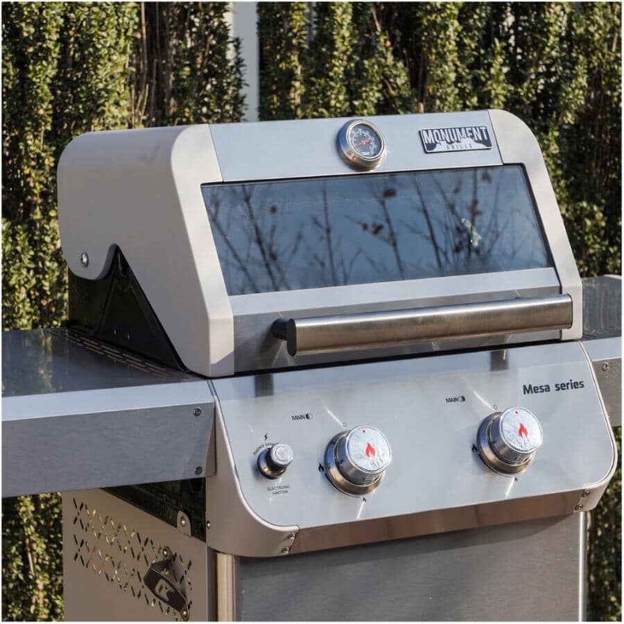 MONUMENT GRILLS Small Space Patio Grill | Home Hardware