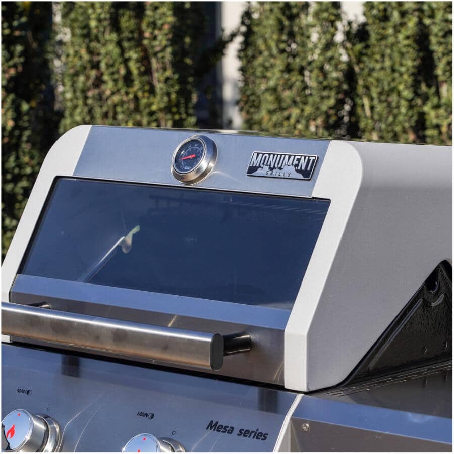 MONUMENT GRILLS Small Space Patio Grill | Home Hardware