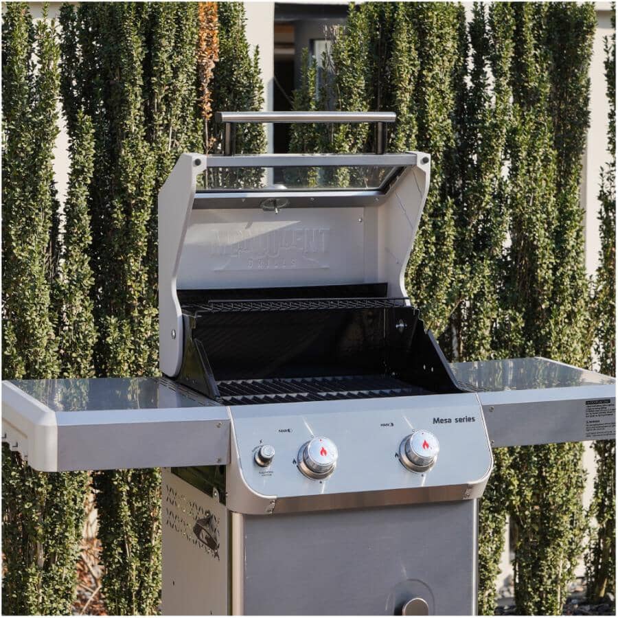 MONUMENT GRILLS Small Space Patio Grill | Home Hardware
