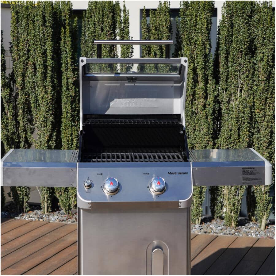 MONUMENT GRILLS Small Space Patio Grill | Home Hardware
