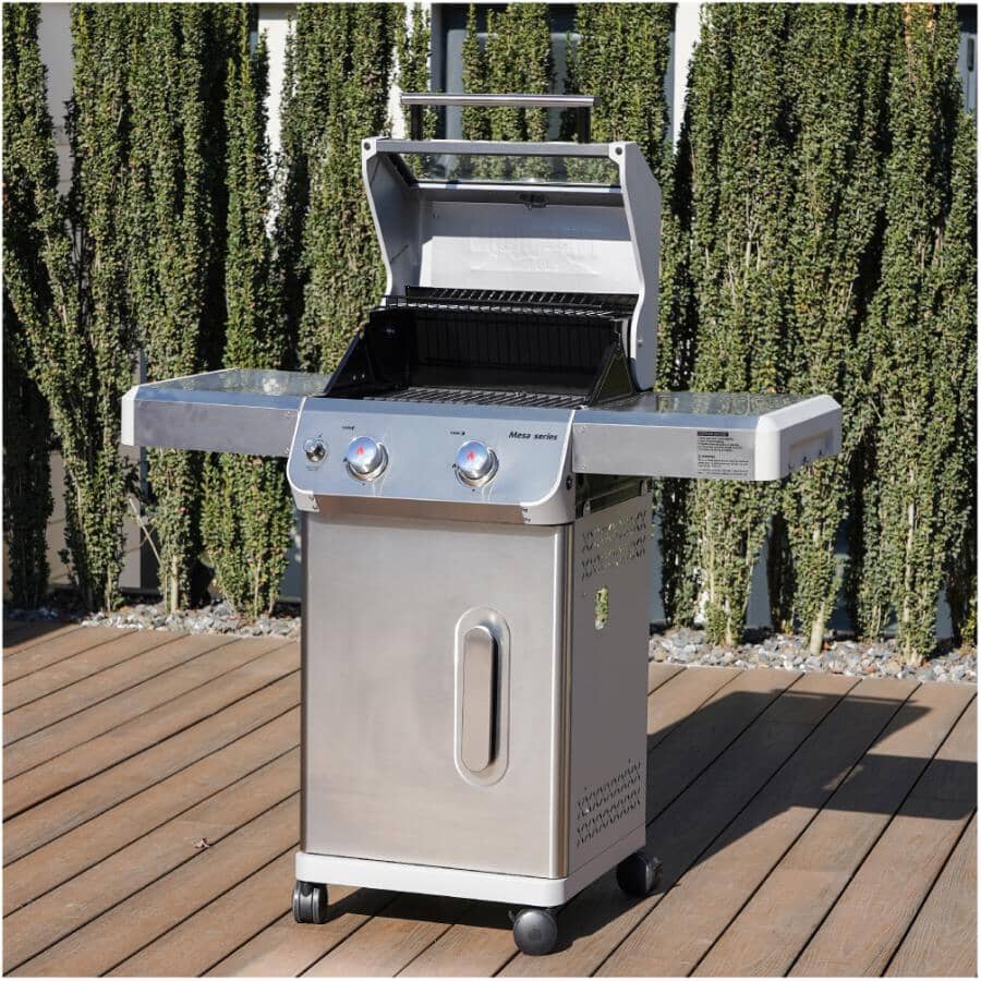 MONUMENT GRILLS Small Space Patio Grill | Home Hardware