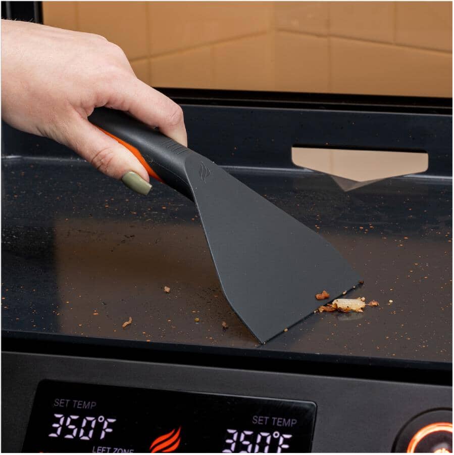 BLACKSTONE 4 Piece E-Series BBQ Tool Kit | Home Hardware