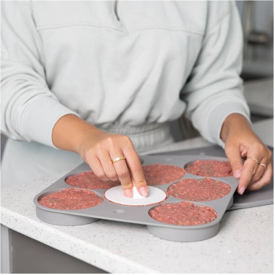 OUTSET Burger Patty Maker/ Freezer Storage | Home Hardware