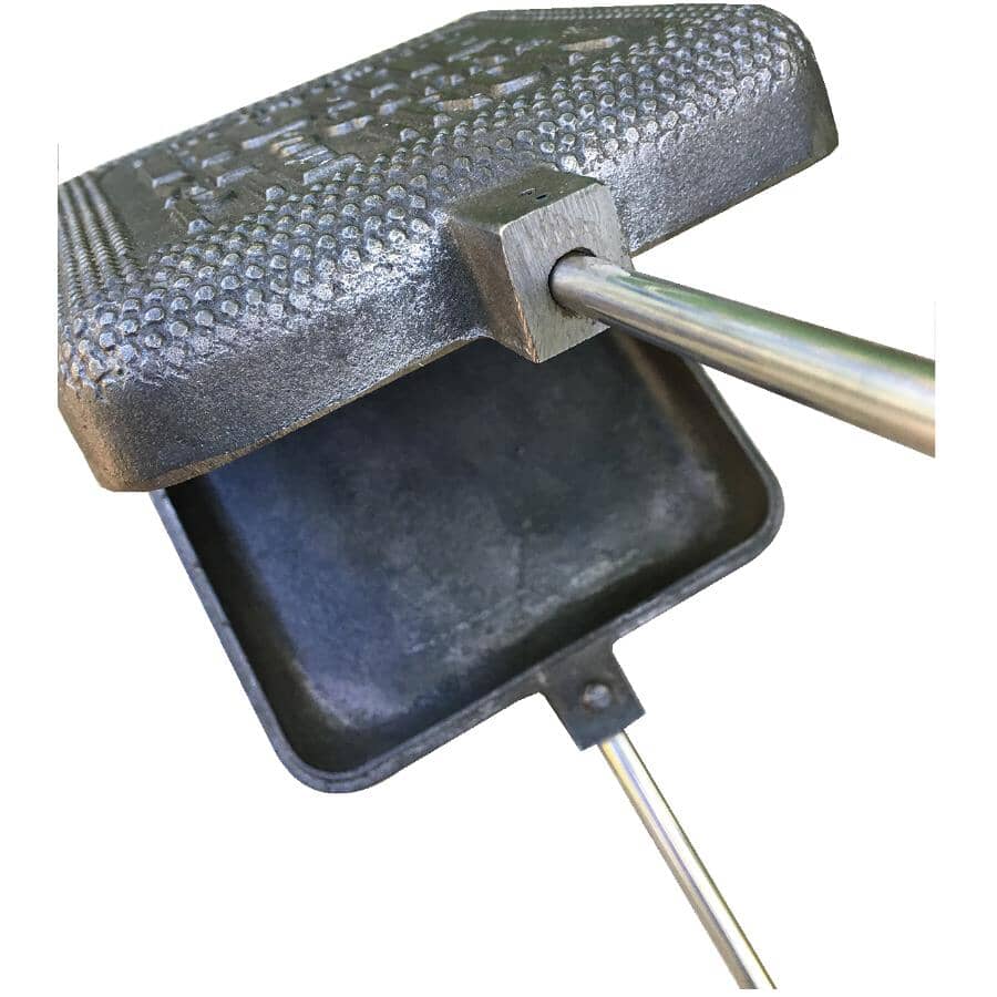 ROME Extra Large Cast Iron Pie Square Cooker | Home Hardware