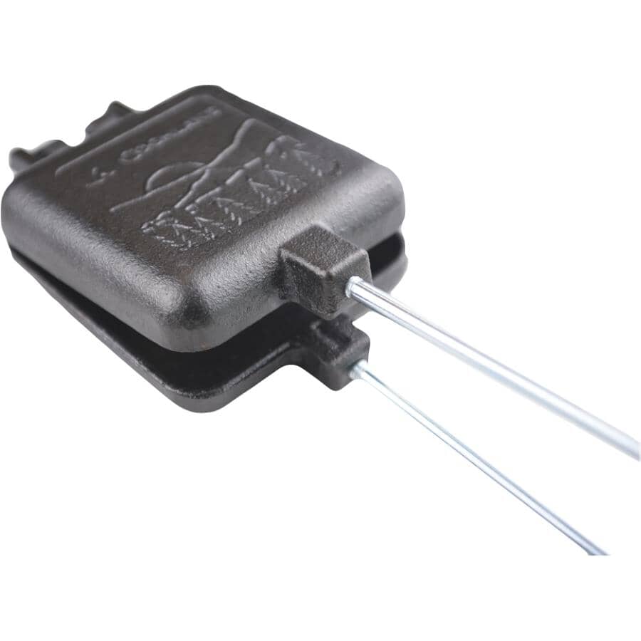 COGHLAN'S Cast Iron Square Pie Cooker | Home Hardware