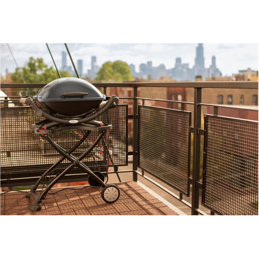 Weber Q Portable BBQ Grill Cart | Home Hardware