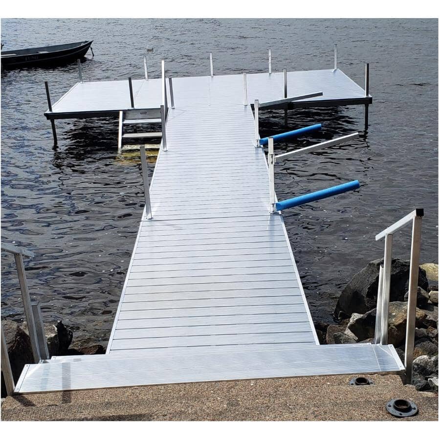 DOCKMASTER Five Step Aluminum Stairs | Home Hardware