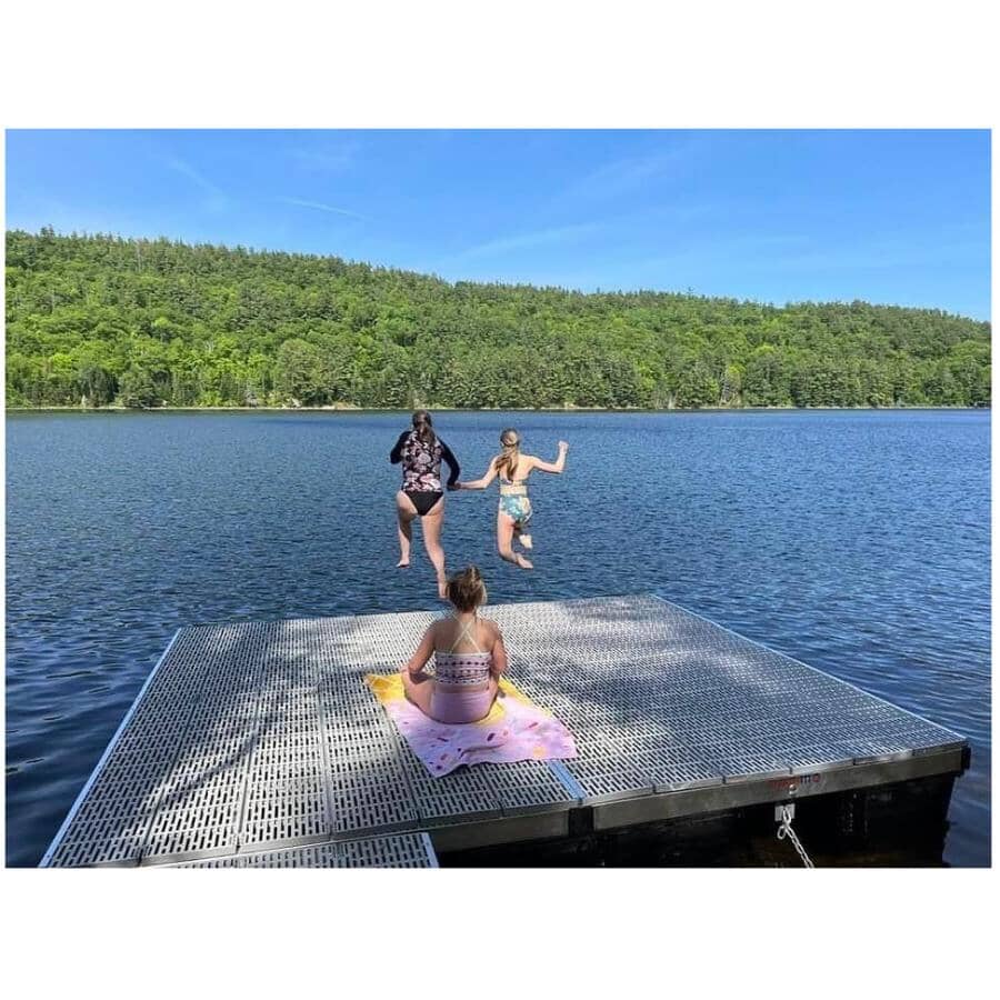 DOCKMASTER Modular Floating Dock Frame & Floats | Home Hardware