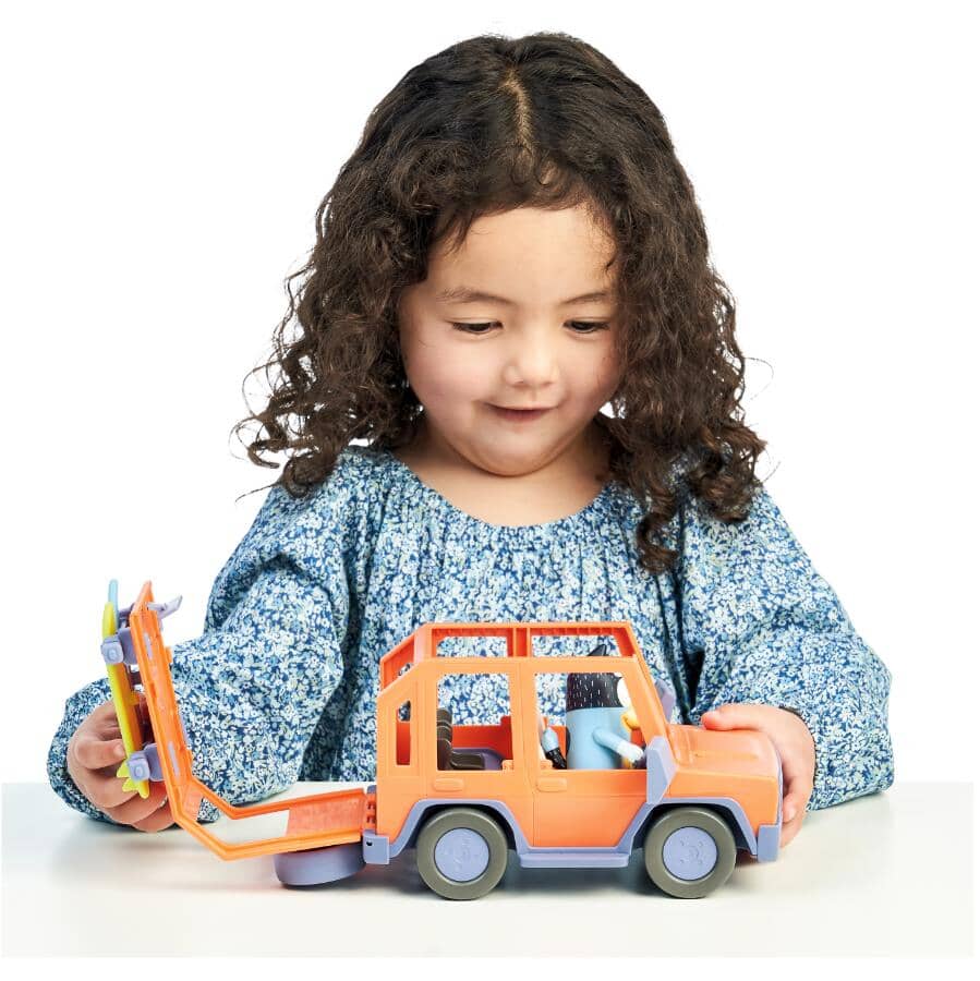 MOOSE Bluey Series 2 Heeler 4WD Family Vehicle | Home Hardware
