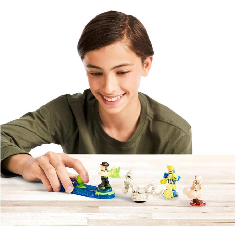 MOOSE Akedo Series 3 Figures | Home Hardware
