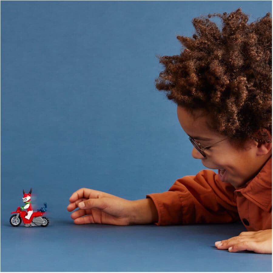 LEGO City Reckless Scorpion Stunt Bike Building Set | Home Hardware