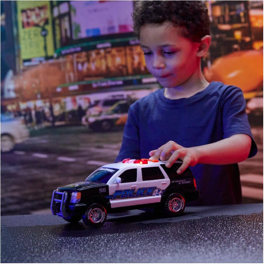 FAMOUS TOYS Rush 'N Rescue Vehicle | Home Hardware