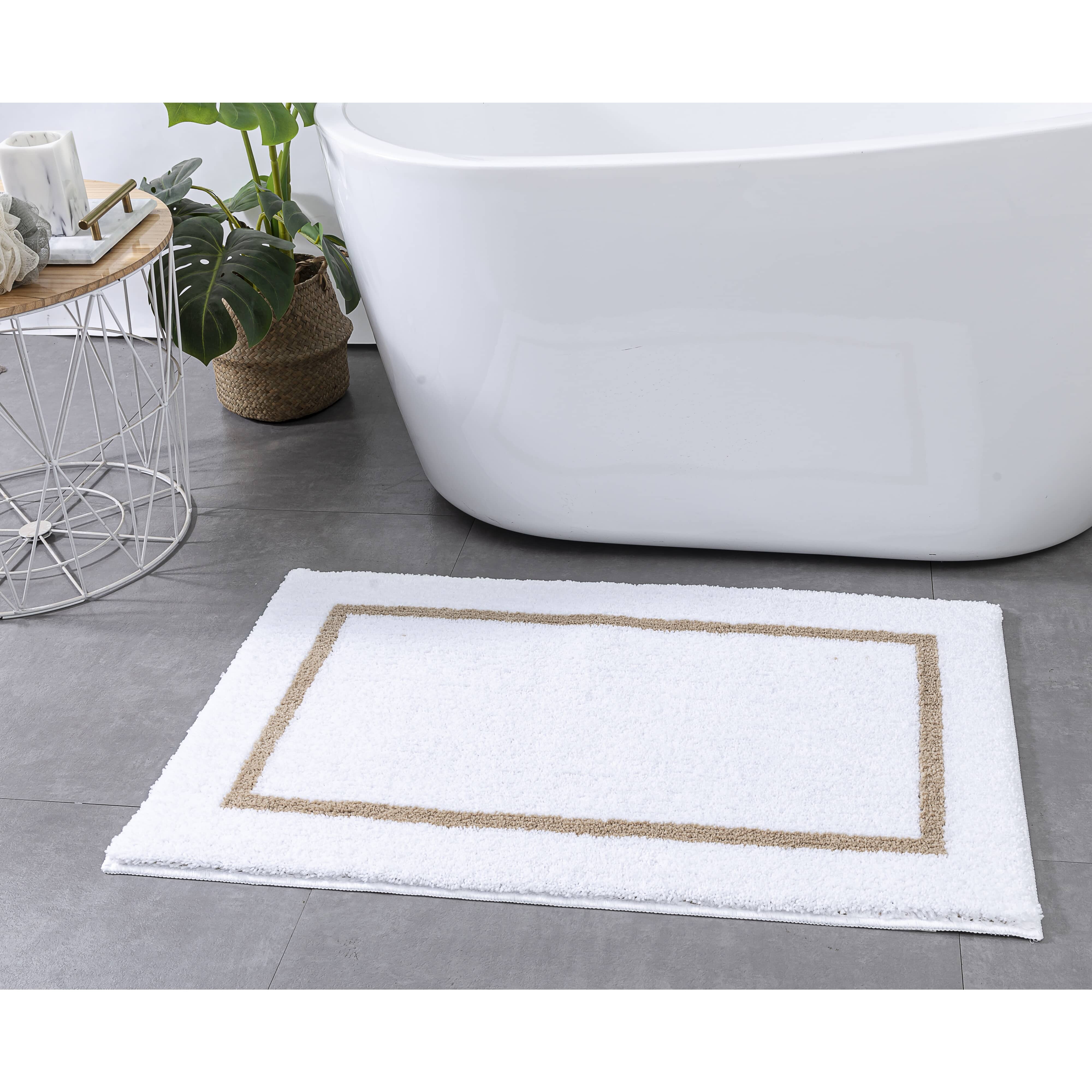INSTYLE Microfiber Polyester Bath Mat | Home Hardware